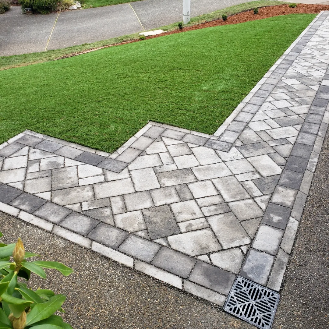 Hedahl Landscape, Deck & Patio: Permeable Pavers