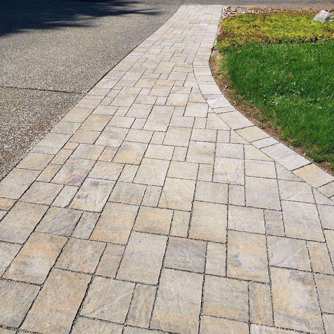 Hedahl Landscape, Deck & Patio: Permeable Pavers