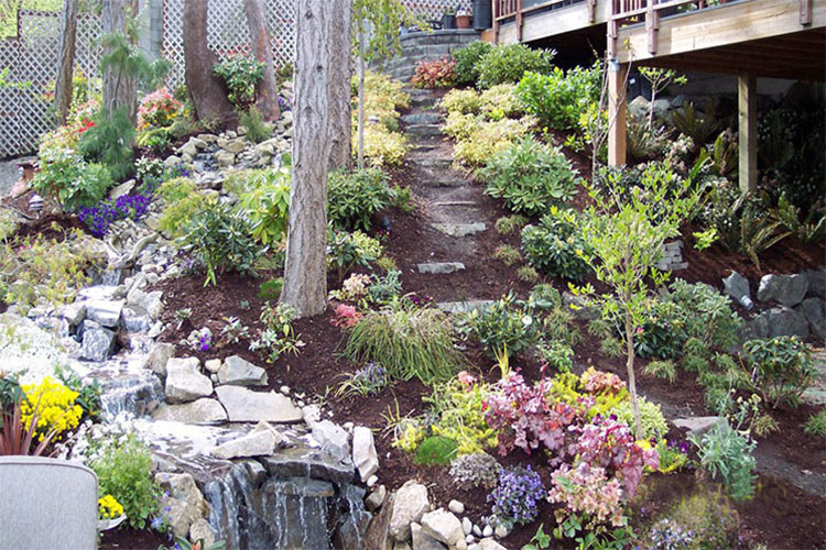 Hedahl Landscape, Deck & Patio: Landscapes